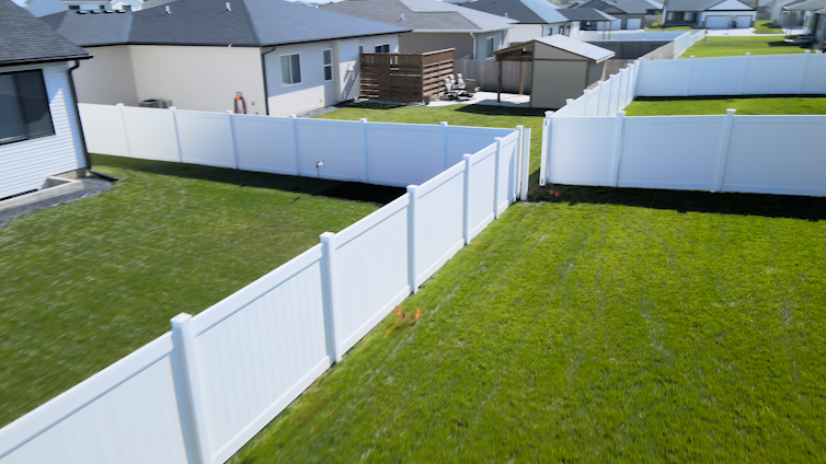 Vinyl Fence Materials: Popular, Durable, Long Lasting – America's Fence ...
