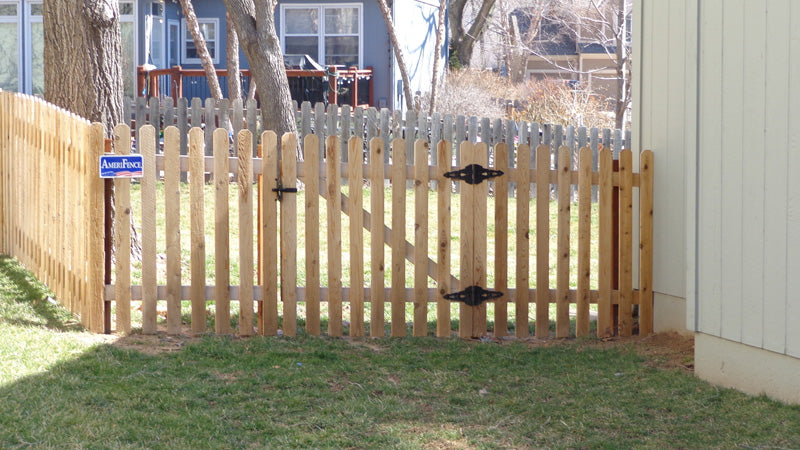 [50 Feet Of Fence] 4' Tall Cedar Wood Picket Complete Fence Package ...